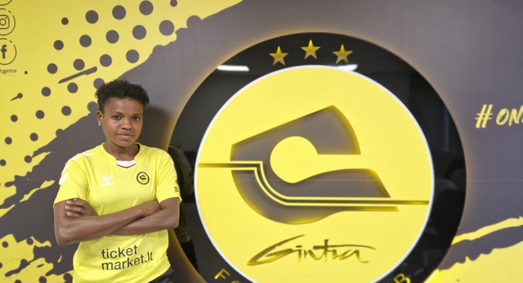 Komandą papildė talentinga saugė iš Nigerijos – Bunmi David – Futbolo ...